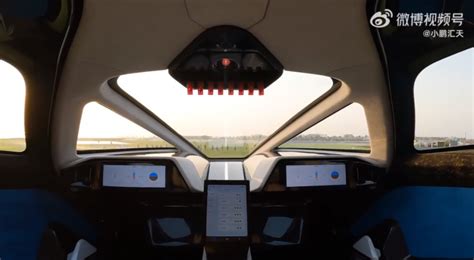 Xiaopeng Huitian Lvhanger X2 Flying Car Successfully Made Its First
