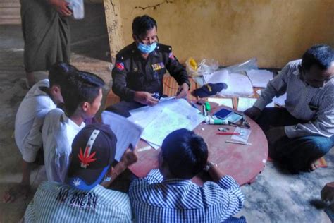 ဥတ္တရသီရိမြို့နယ်တွင် သစ္စာစီမံချက်ဖြင့် နိုင်ငံသားစိစစ်ရေးကတ်ပြားများ ကွင်းဆင်း ဆောင်ရွက်ပေး