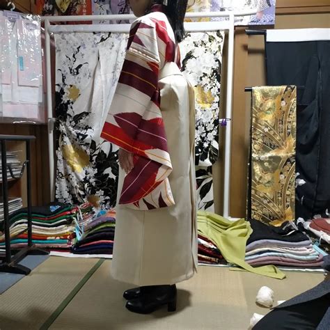 卒業おめでとうございます ブログ さいたま市で着物なら京呉苑ふじや呉服店与野本町店