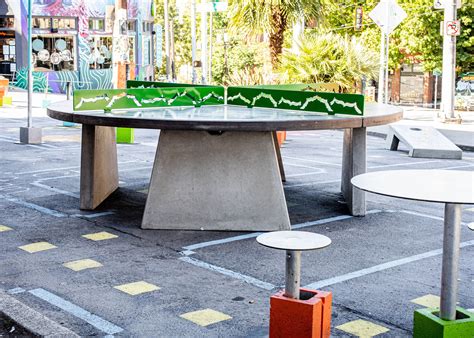 Stone Age Concrete Round 4 Way Table Tennis Table