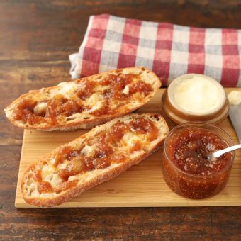 パンに合わせる料理レシピ詳細 いちじくジャムとバターのタルティーヌおいしいパンの百科事典