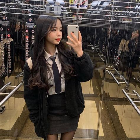 홍승연 19 님의 Instagram 게시물 • 2018 9월 13 10 27오전 Utc 여자 교복 소녀 교복 패션