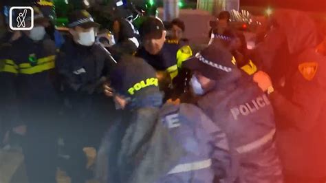 რუსული კანონის მოწინააღმდეგეთა სასამართლო პროცესები გრძელდება Youtube