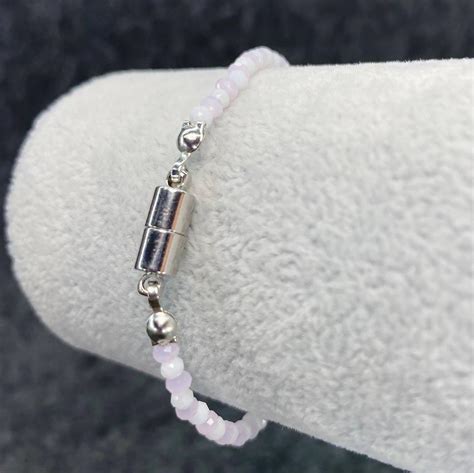 Купити Браслет чеський кришталь Білий та Рожевий на магнітному замочці 3мм L 19см ціна 100