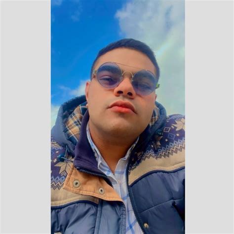 Omarnasser On Threads