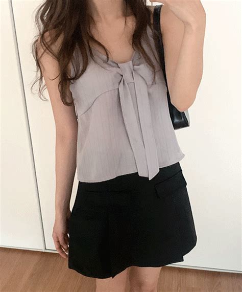 반응 업💫 아이린 나시 블라우스 2color 에이블리