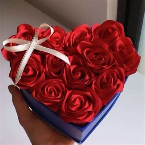 خرید و قیمت گل روبانی مثلثی از غرفه لوازم بافتنی وزینتی