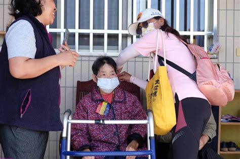 台中浩天宮大庄媽 感謝一起護持的信眾 讓所有推動的 媽祖文化推廣 都有了成績 這份榮耀屬於所有參與的信眾