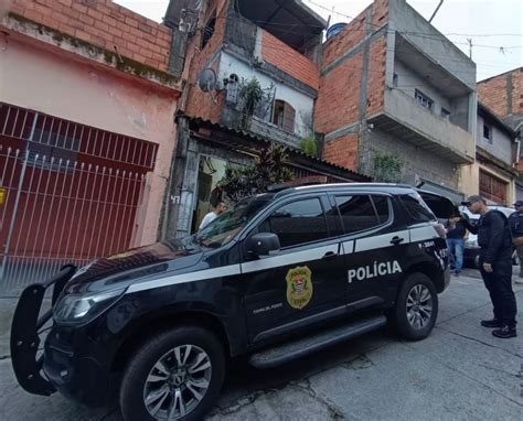 Suspeito De Roubar Carga Avaliada Em R 150 Mil Em Rodovia De