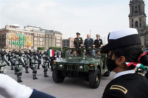 Nayarit Noticias A Qué Hora Es El Desfile Militar Y Dónde Verlo