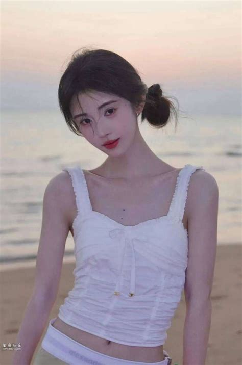 脸好看但身材拉垮的女星多图 艾园