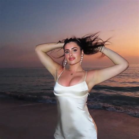 Ειρήνη 🇬🇷🇦🇱 (@iirini_) on Threads