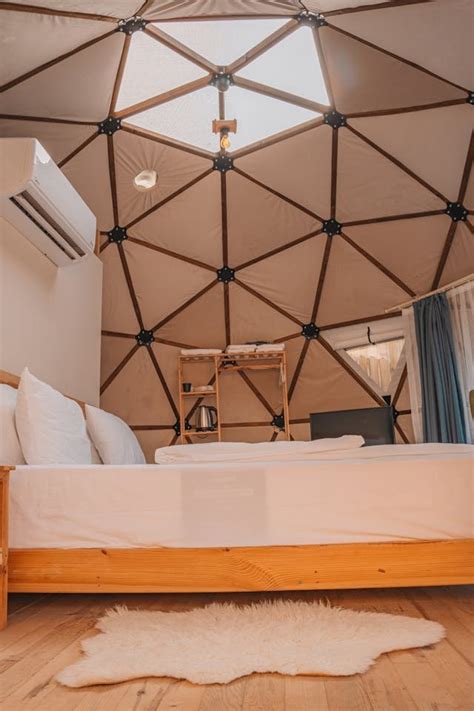 Bed Shaking Dream Meaning