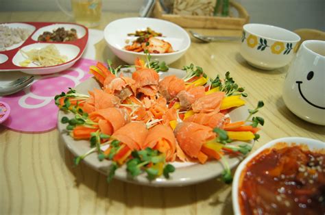 훈제연어로 만든 쌈 자유갤러리 딜바다닷컴