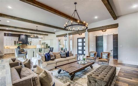 5 Tips For Staging Your Home For A Quick Sale