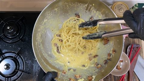 생각보다 쉽다 관찰레와 계란 치즈로 만든 이탈리아의 까르보나라 파스타