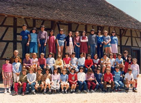 Photo De Classe Cm2 De 1981 Ecole Claude Foret Saint Germain Du Bois