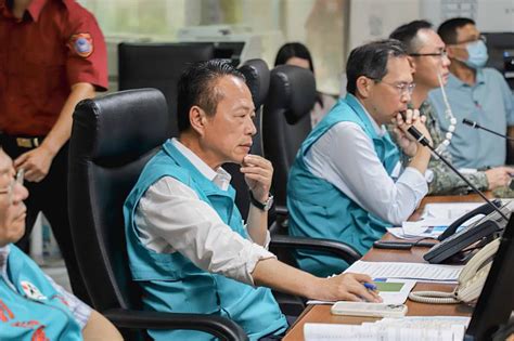 凱米颱風持續壟罩全台，嘉義縣長翁章梁籲民眾避免外出 中央社訊息平台