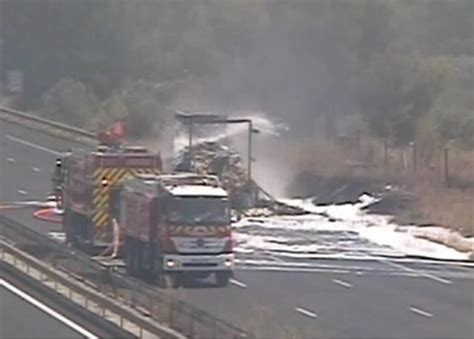Nice Coupure De La8 Suite à Un Poids Lourd En Feu Presse Agence