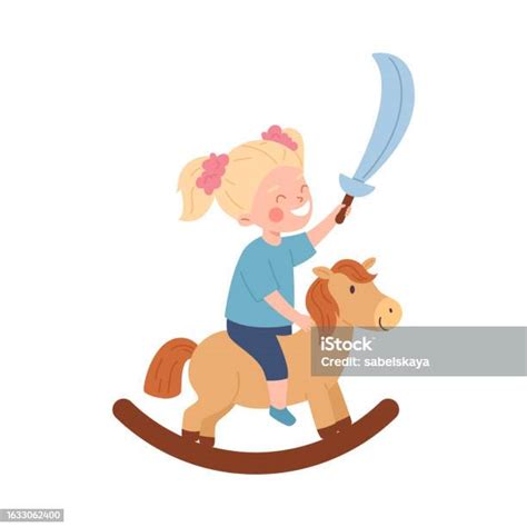 금발의 소녀는 세이버를 흔들며 재미있는 목마를 흔들고 아이는 좋아하는 장난감 엔터테인먼트 만화 벡터 일러스트레이션을 가지고 놀고