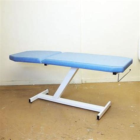 Used Consultation Table For Sale At Art Medical Suisse