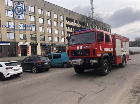 Ковельські рятувальники провели навчанння на обєктах з масовим