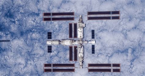 自建空间站后，可能不与中国合作？俄货运飞船出问题：自动变手动