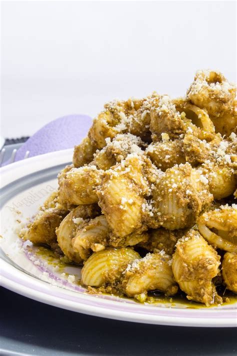Pasta Al Pesto Rosso Ricetta Facile Primo Veloce Pasta Al Pesto