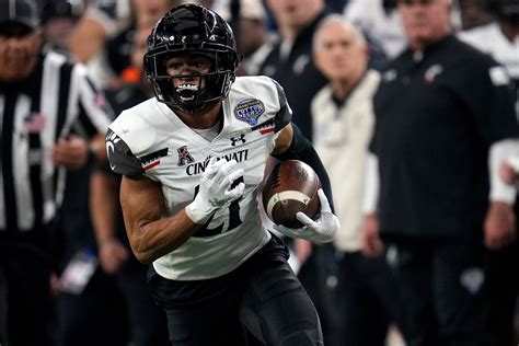 Browns Film Room Cincinnati Wr Tyler Scott A 2023 Nfl Draft Target