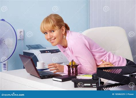 Beautiful Smiling Young Girl In Office Stock Image Image Of People