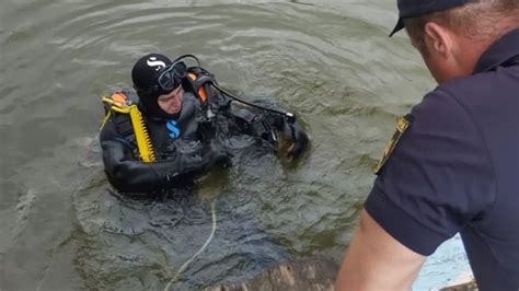 10 річний хлопчик впав з надувного матрацу і втопився на водоймі у Дніпропетровській області