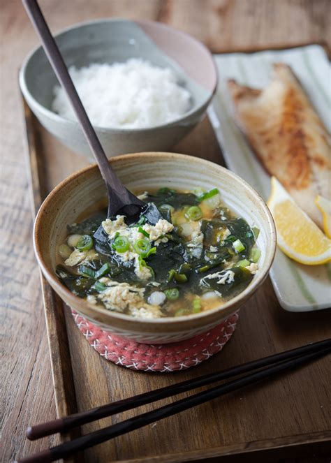 Healthy Seaweed Egg Drop Soup Recipe Mama Woons Kitchen