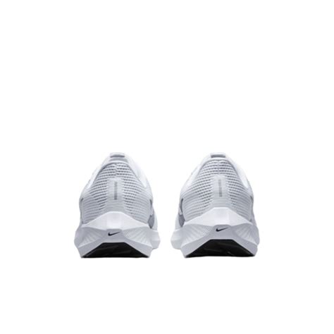 나이키 에어 줌 페가수스 40 화이트 울프 그레이 Nike Kream