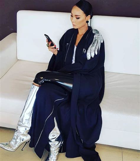 Удахгүй нээлтээ хийх 18 тодотголтой “Эротик” бүтээлийн гол дүр халуухан бүсгүйчүүд ФОТО