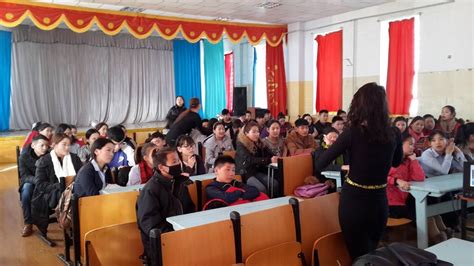 Дэлгэцийн донтолтоос урьдчилан сэргийлэх сэдэвт сургалтыг зохион байгууллаа