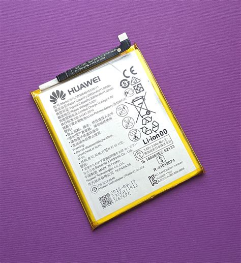 Батарея Huawei Y6 (2018) HB366481ECW-11 с разборки
