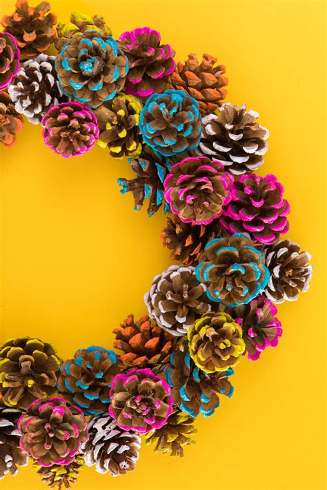 Diy Colorful Pine Cone Fall Wreath Sarah Hearts