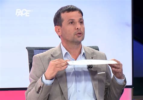 Nebojša Vukanović Bakir Izetbegović je izdao BiH dao je ključeve