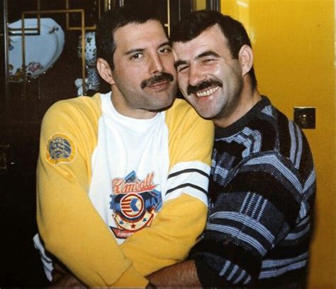 La Historia Detrás De Las últimas Dos Fotos De Freddie Mercury En Su