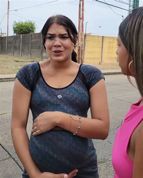 Seduce A Su Hijastro Mientras Su Esposo Duerme Seduce A Su Hijastro