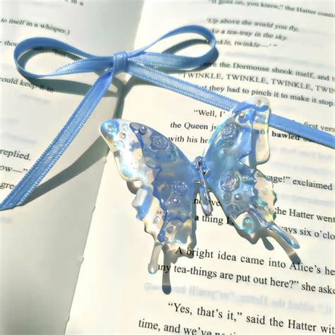 Pin On Story Cute Blue Wallpaper Light Blue Aesthetic Everything Is Blue