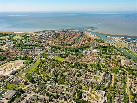 Aerophotostock | Harlingen, de wijken de Spiker en Trebolbuurt ...