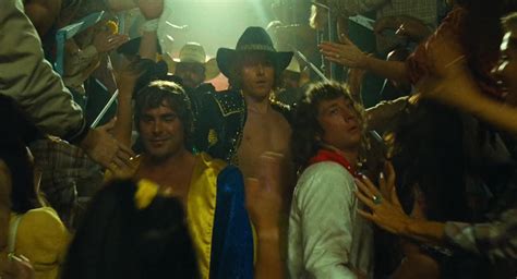 Auscaps Zac Efron Harris Dickinson And Jeremy Allen White Shirtless