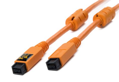 Firewire Retour Sur Une Technologie Révolutionnaire Des Années 2000