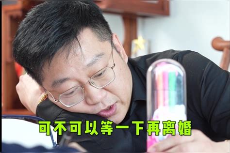 曾经也是幸福的三口之家，只是后来，他们不再相爱