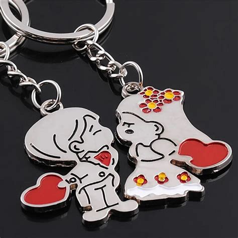 Novelty Items Casual Couple Love Keychain Cartoon Key Chain Lovers Key