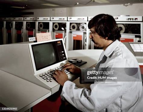 Univac Computer The History Of The Univac Computer Fahmi Rahman