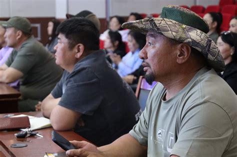 Өмнөговь аймгийн Соёл урлаг аялал жуулчлал залуучуудын газар Added A Өмнөговь аймгийн