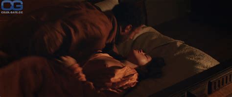 Florence Pugh Nude Pictures Photos Playbabe Naked Topless Fappening