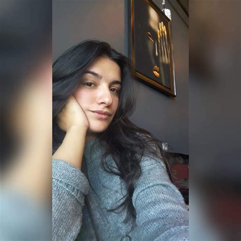 Sevda Gül Baran Medium